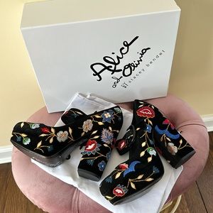 Alice + Olivia | Shoes | Stunning Alice Olivia Embroidered Platform ...